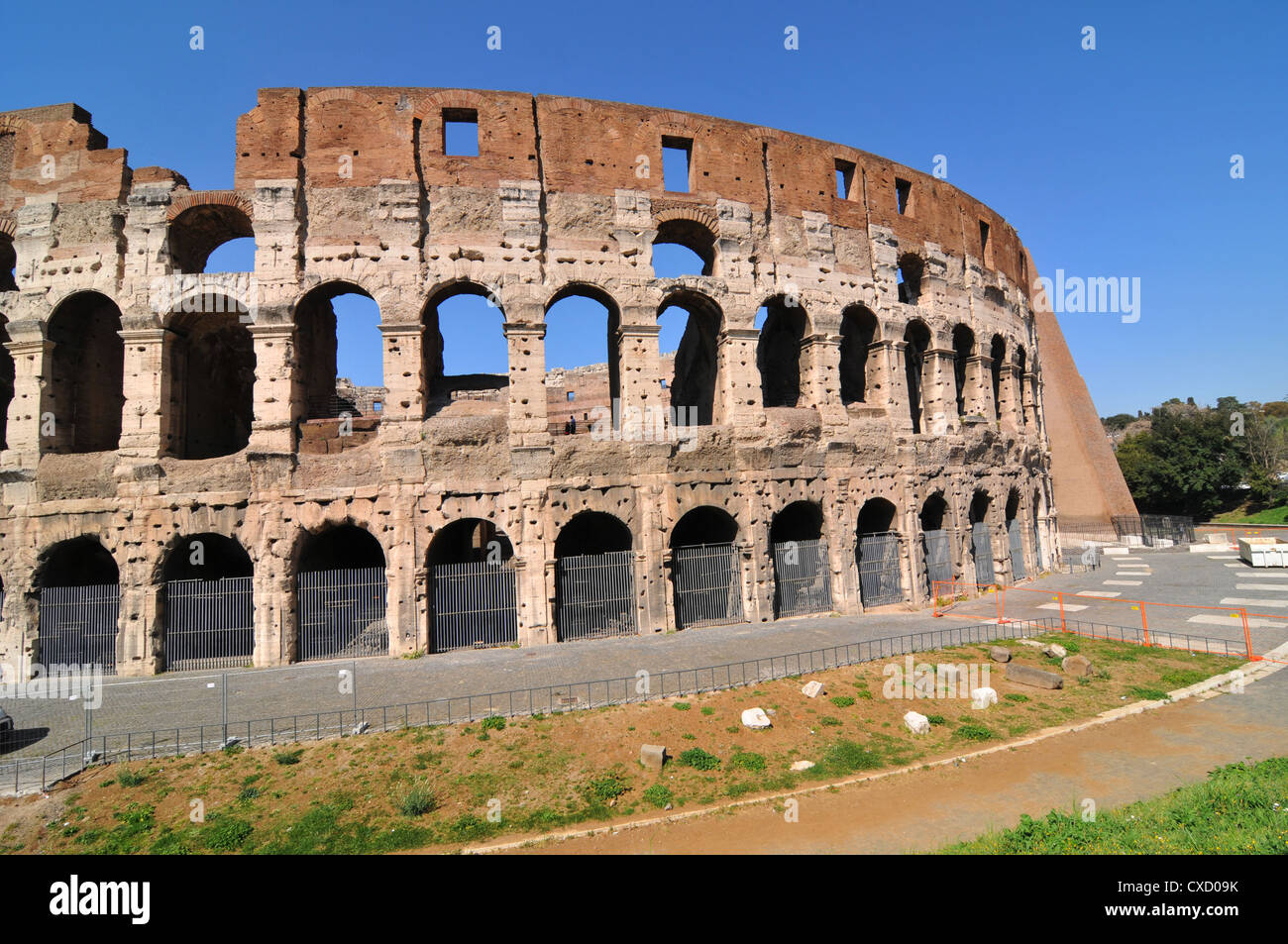 Architecture of the famous Colosseum in Rome, Italy Stock Photo - Alamy