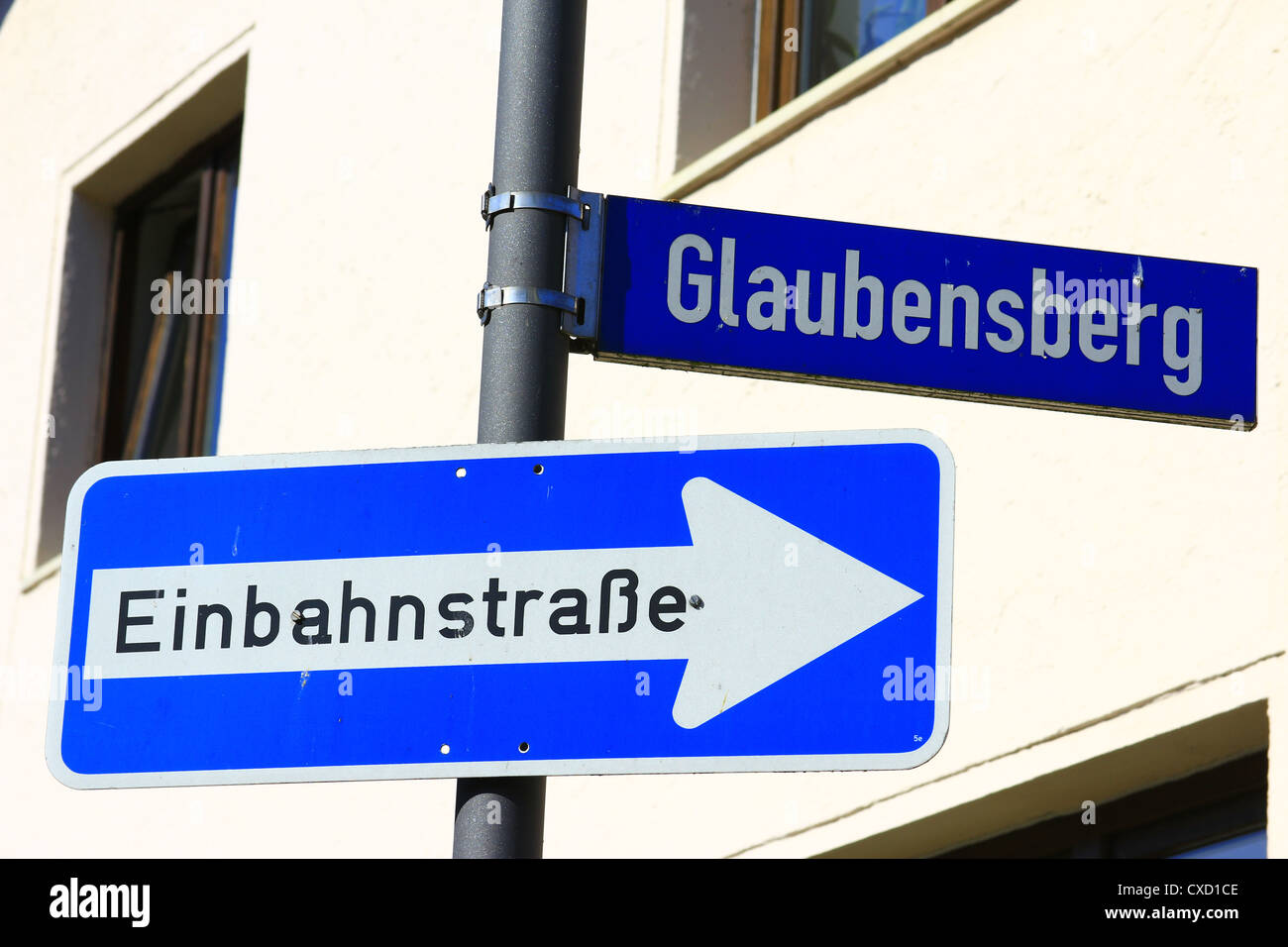One way street hi-res stock photography and images - Alamy
