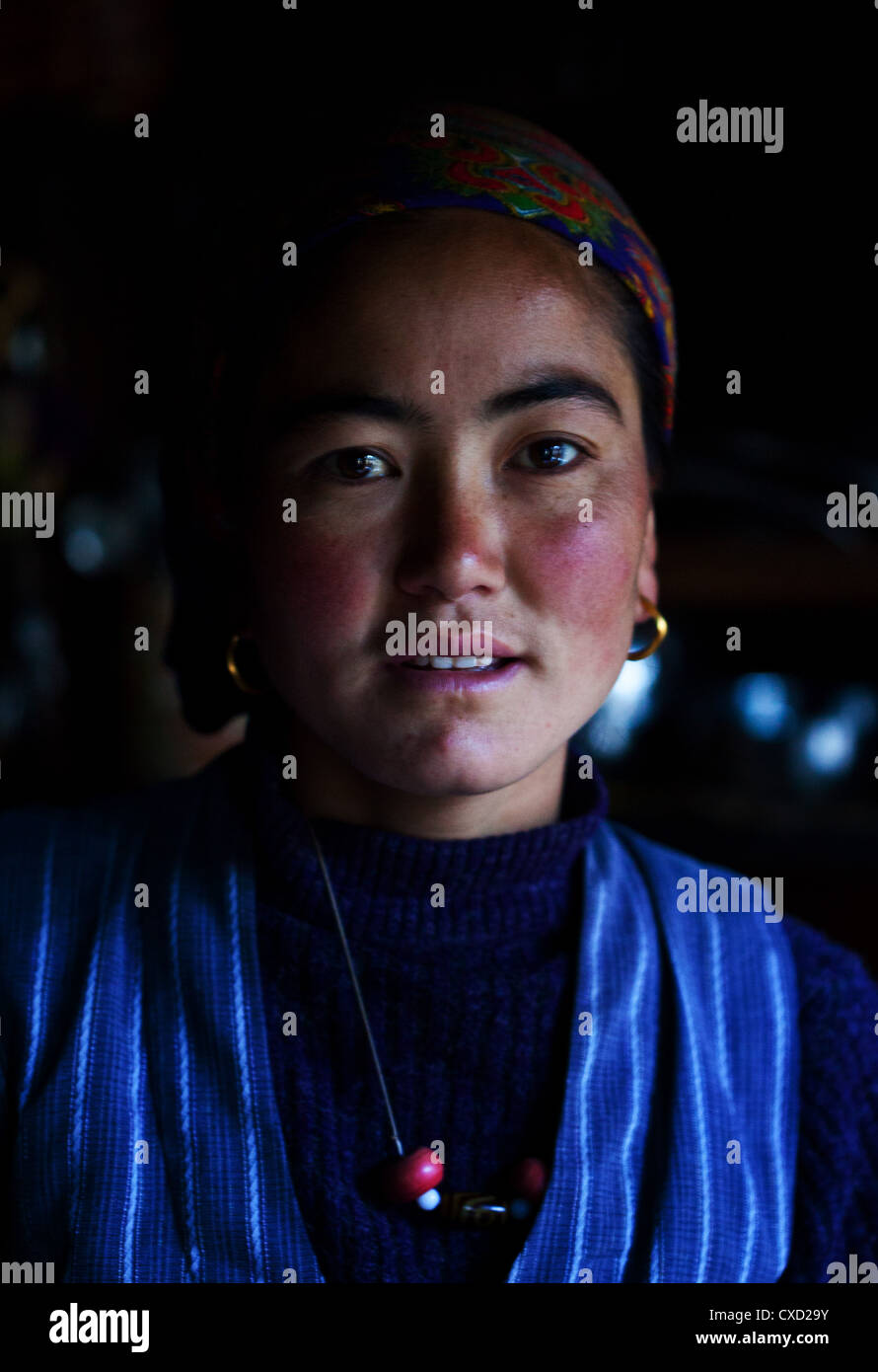 Portrait of a Nepalese woman wearing traditional clothes, Mangengoth ...