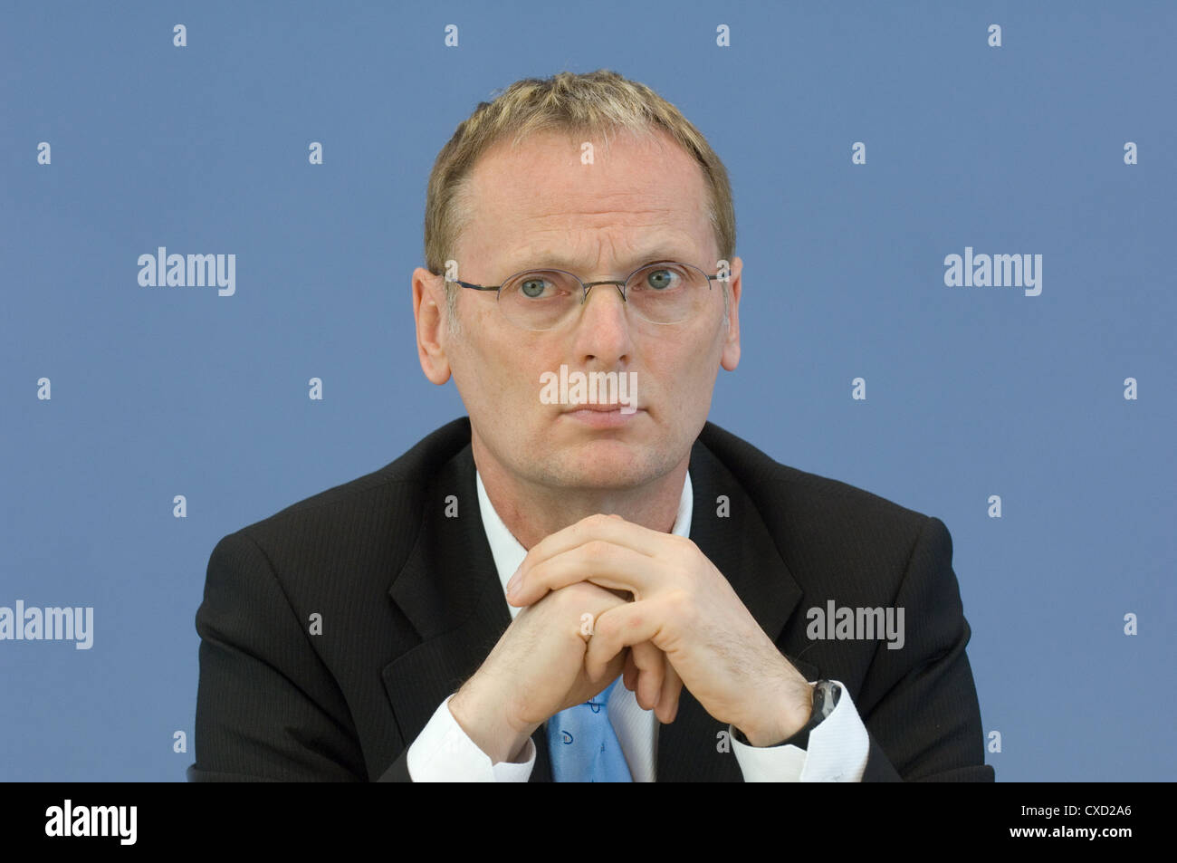 Dr. Klaus Homann, staff from the Ministry of Economic Affairs, Berlin ...