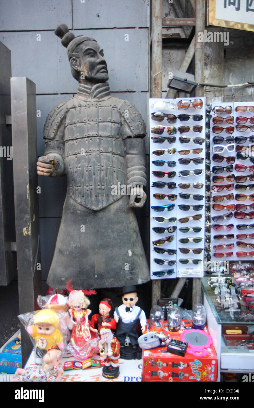 Beijing, Xian soldier between sunglasses and dolls Stock Photo - Alamy