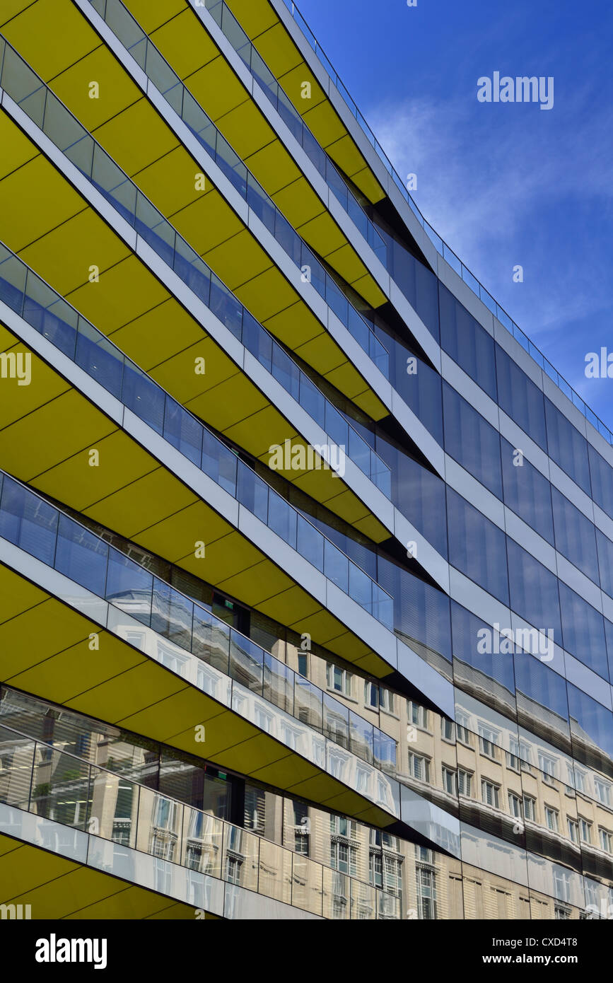 Riverbank House And London High Resolution Stock Photography and Images ...