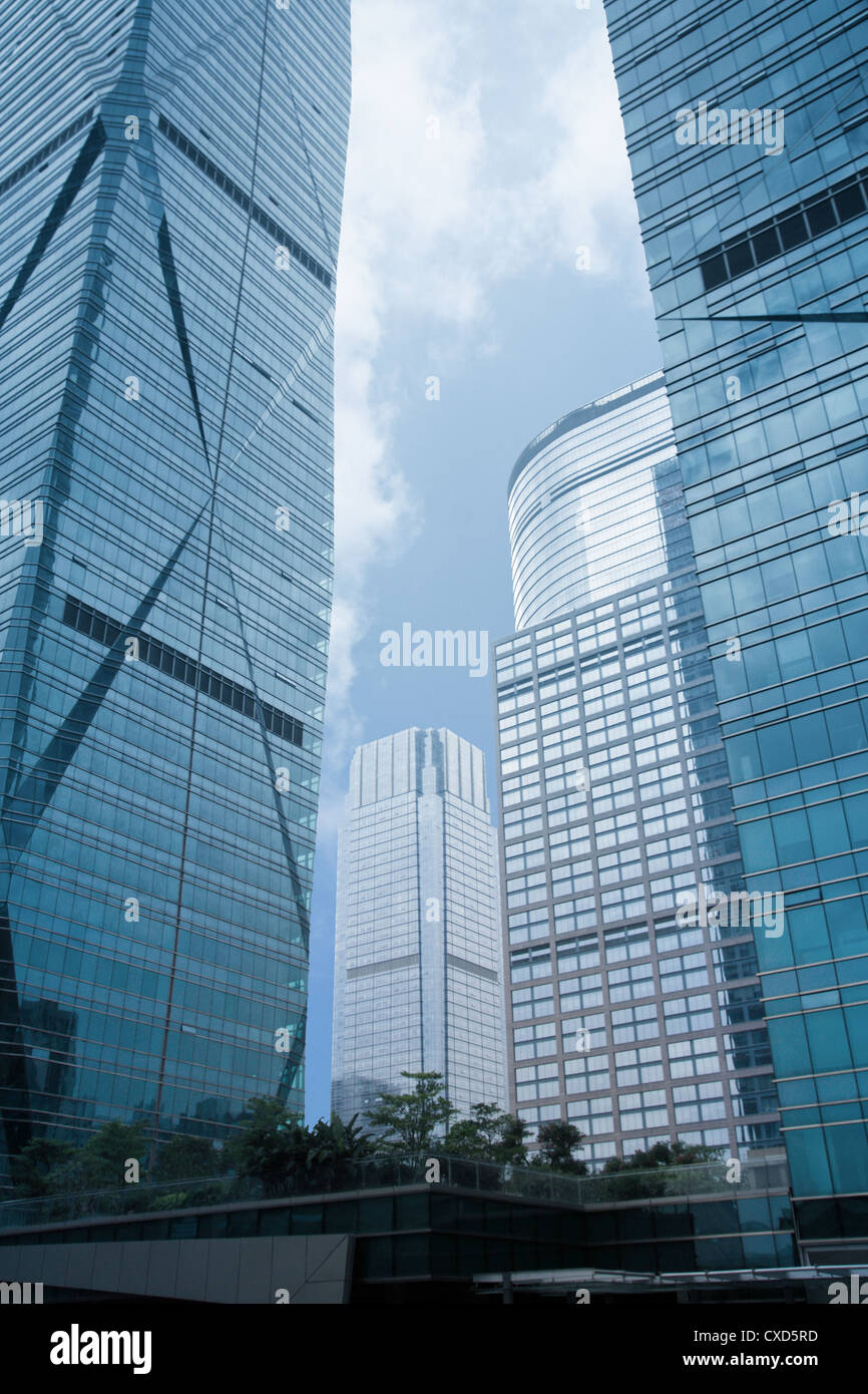 Skyscrapers and cities hi-res stock photography and images - Alamy