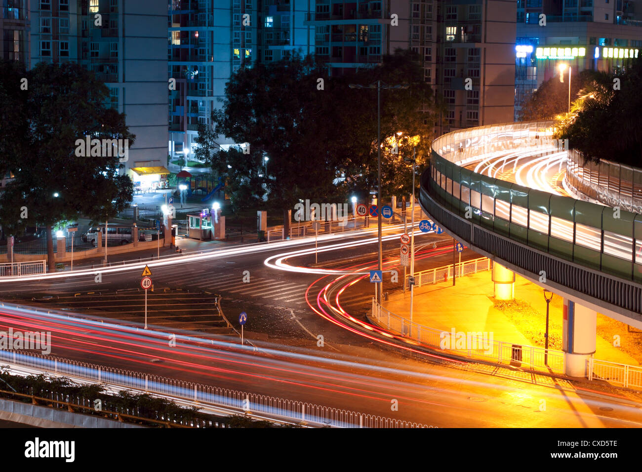 Overpasses background hi-res stock photography and images - Alamy