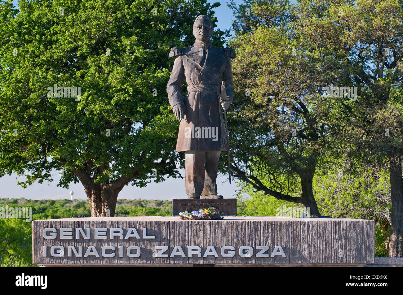 General Ignacio Zaragoza statue near Presidio La Bahia and Goliad ...