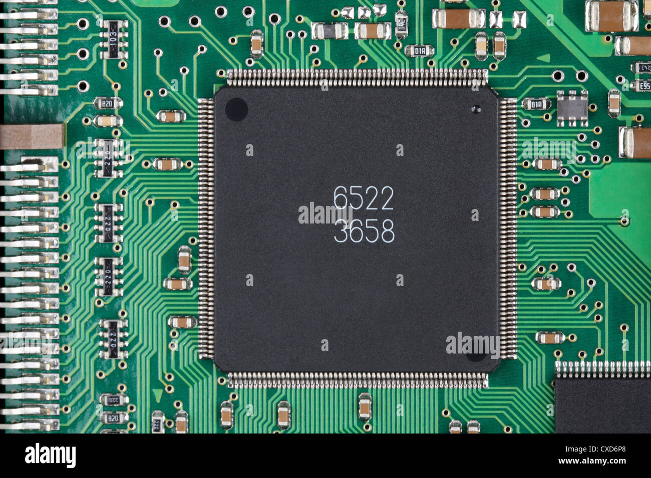 Micro circuit board hi-res stock photography and images - Alamy