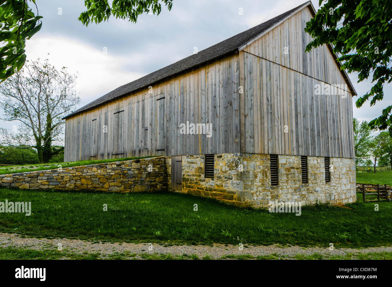 The Poffenberger farm at Antietam National Battlefield Stock Photo - Alamy