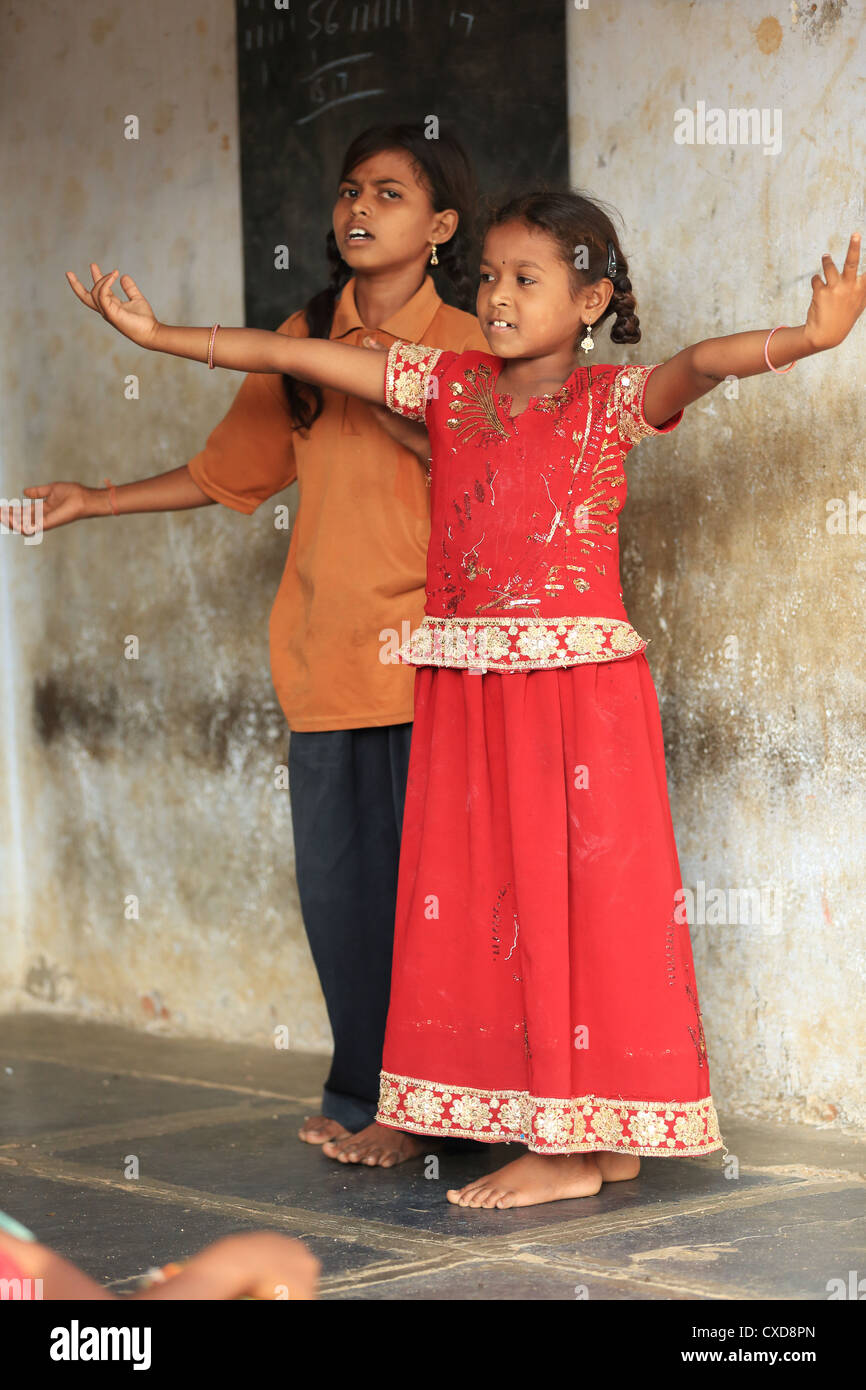 Indian school children performing a traditional dance Andhra Pradesh ...