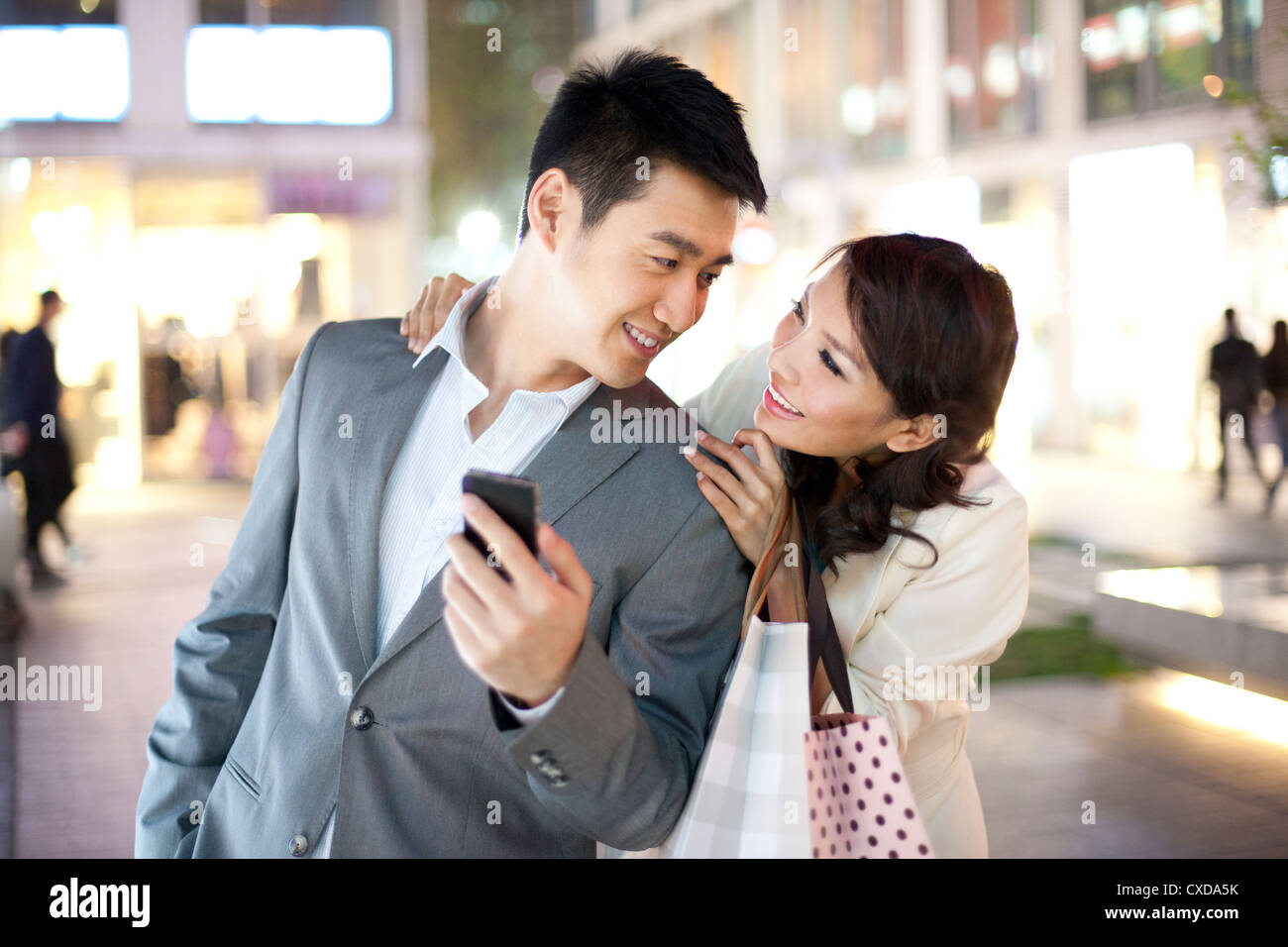 Young couple go shopping Stock Photo - Alamy