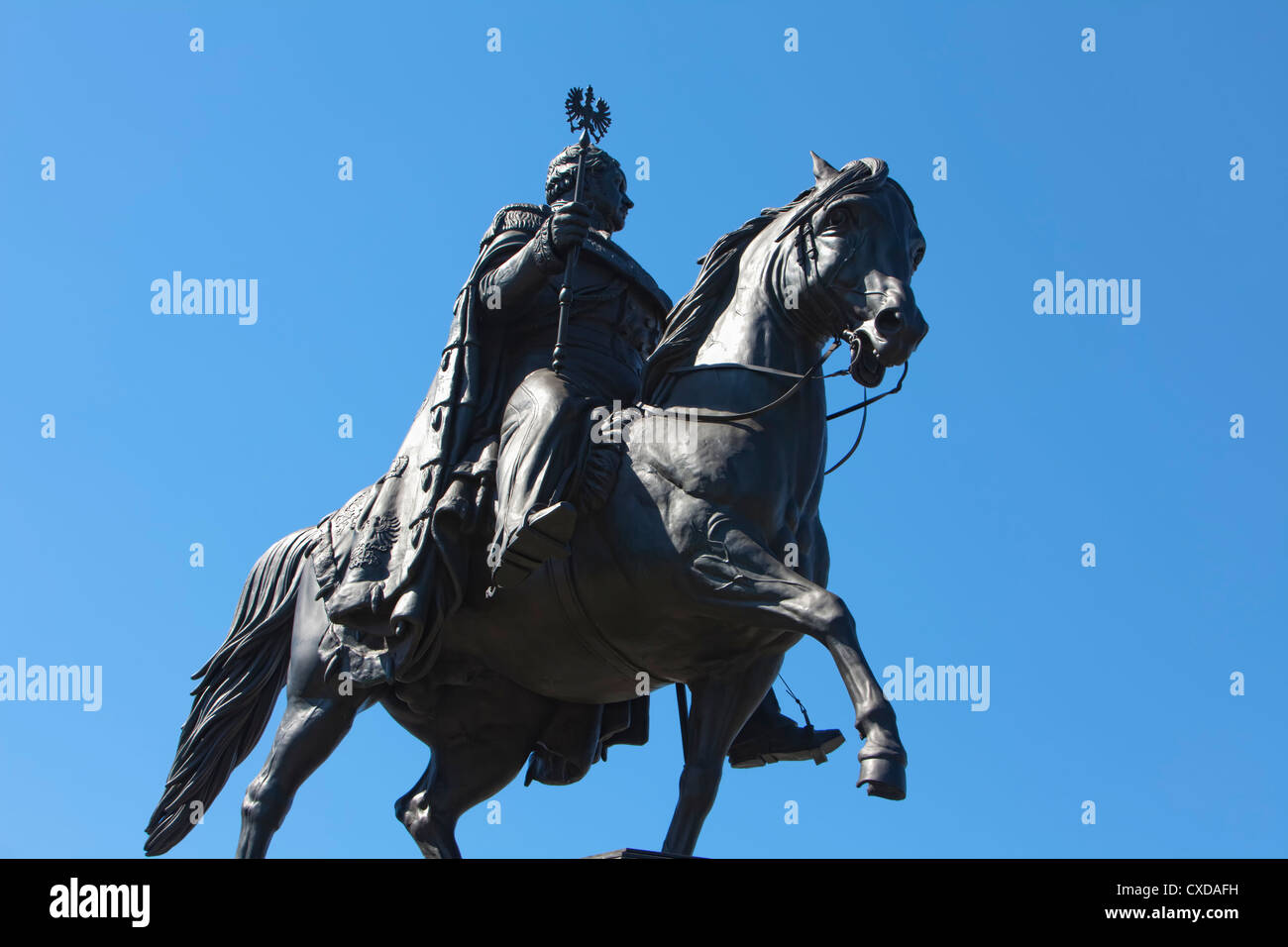 Riders statue hi-res stock photography and images - Alamy