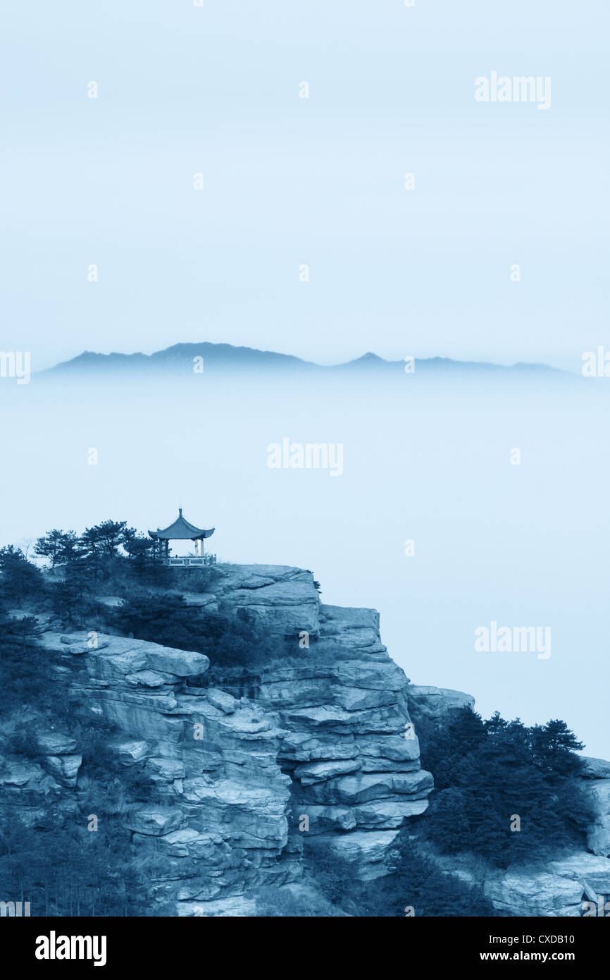 Lushan china mountain hi-res stock photography and images - Alamy