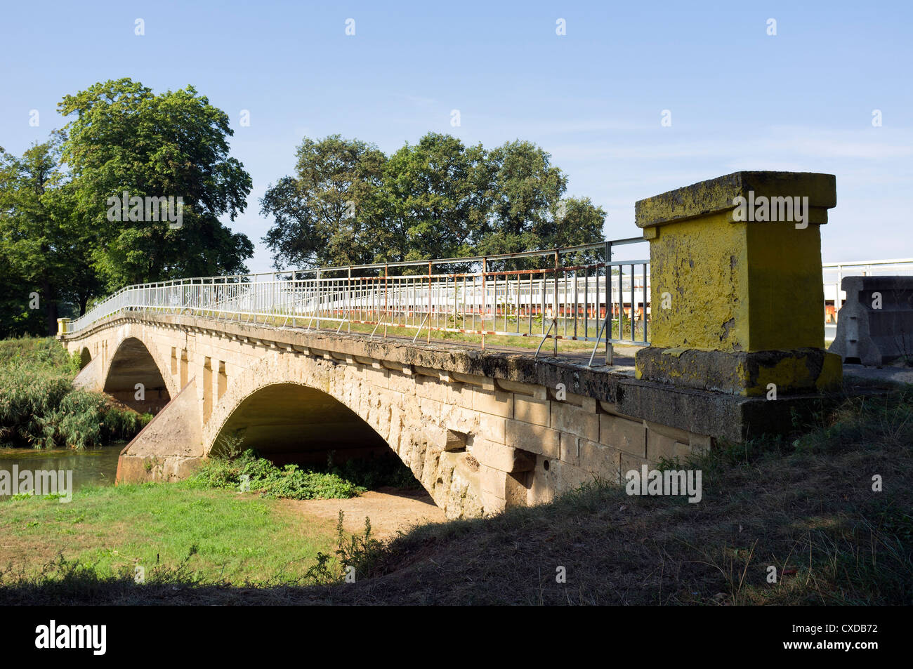 Elster bridge hi-res stock photography and images - Alamy