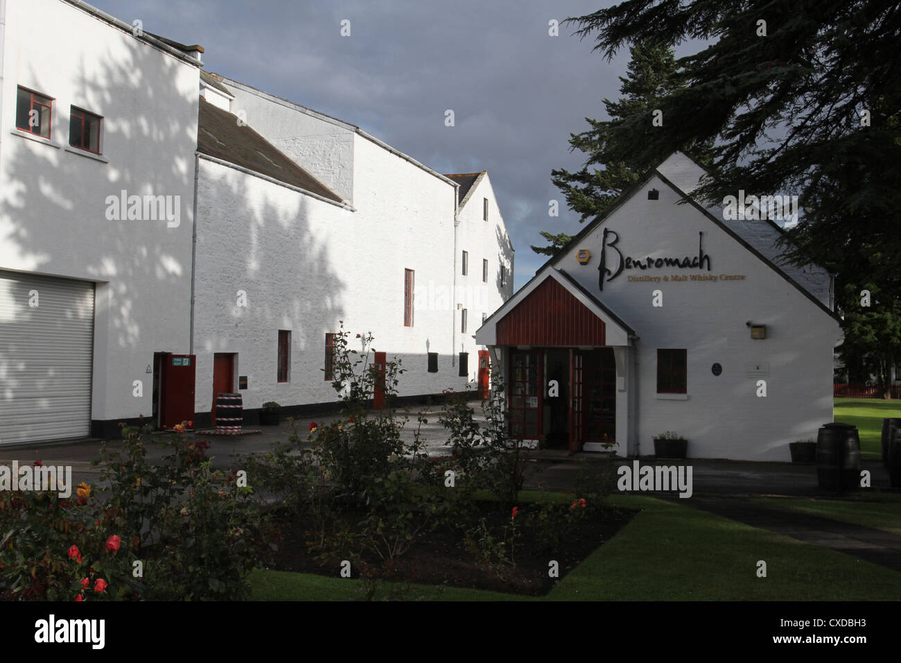 Benromach distillery forres hi-res stock photography and images - Alamy