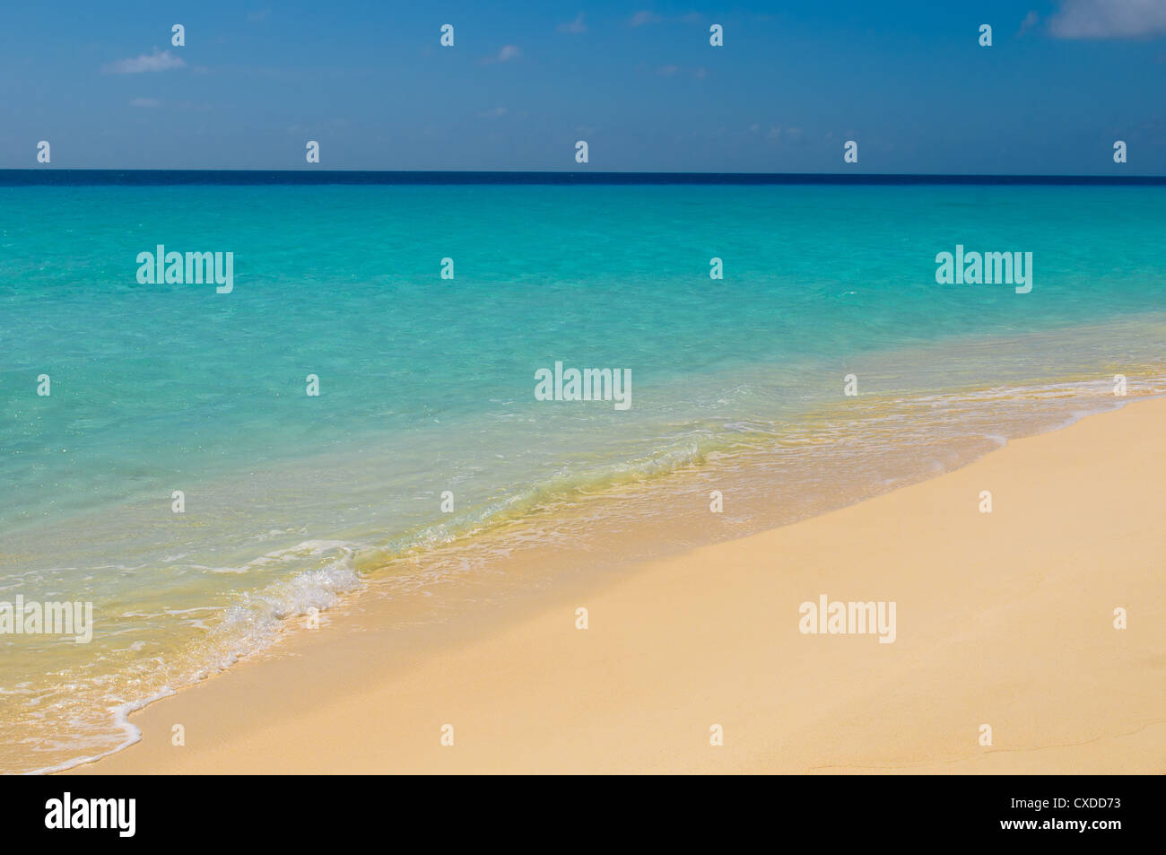 Deep beach hi-res stock photography and images - Alamy