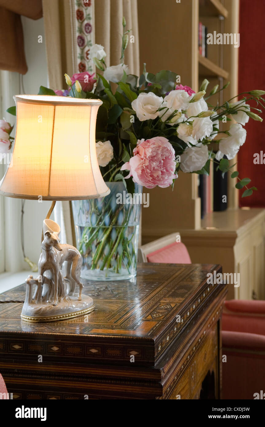 London apartment of designer Emily Todhunter Stock Photo - Alamy