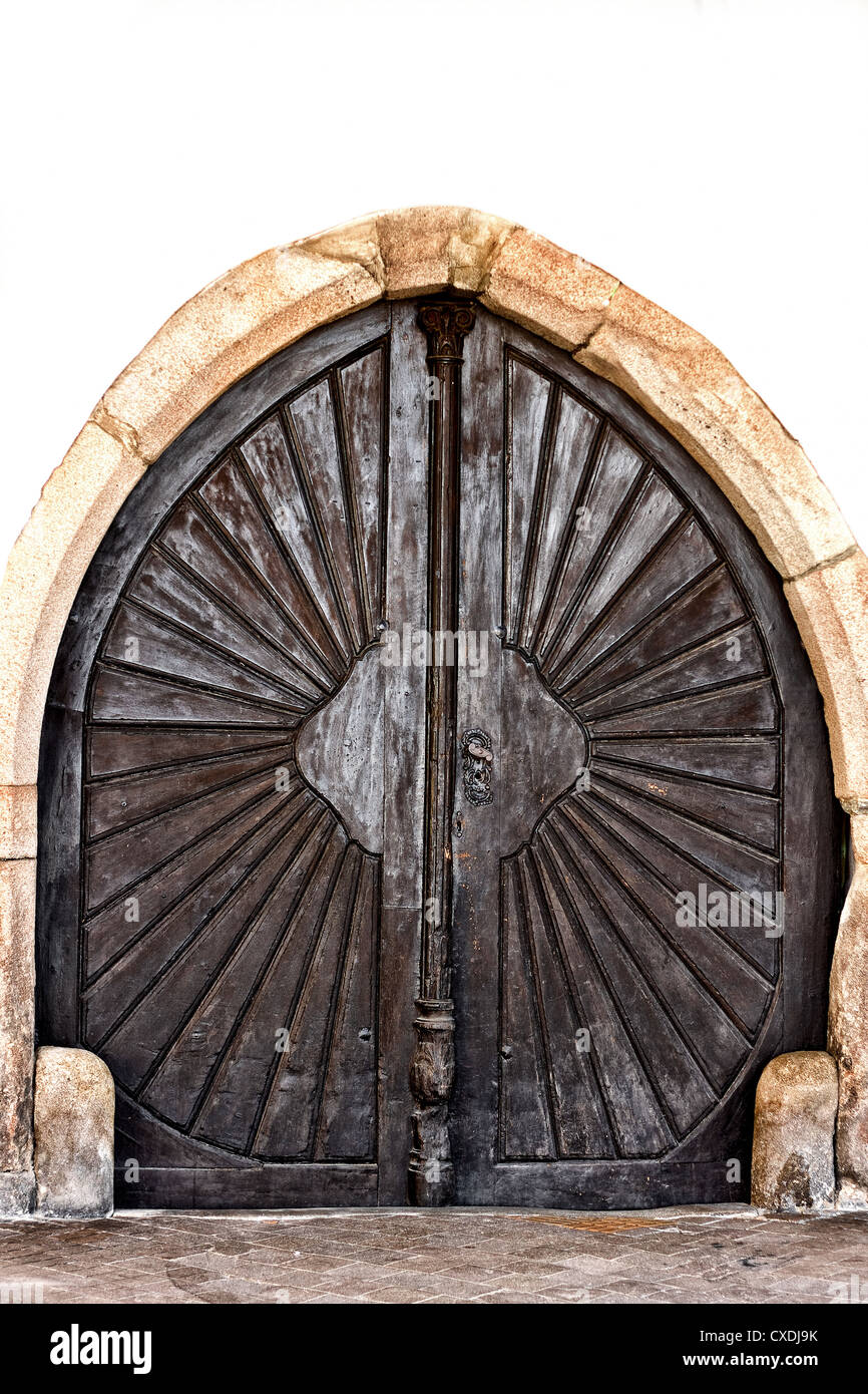 Old style gate hi-res stock photography and images - Alamy