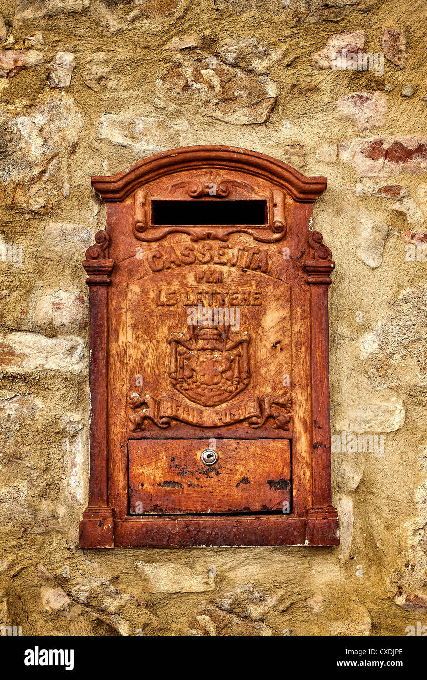 old rusty mailbox Stock Photo - Alamy
