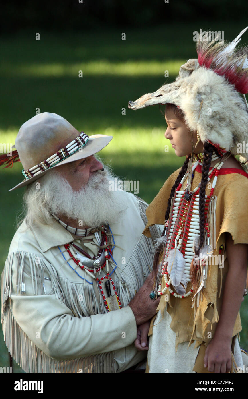 Old Native American Man High Resolution Stock Photography and Images ...