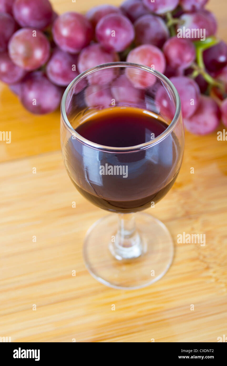Loading of wine hi-res stock photography and images - Alamy
