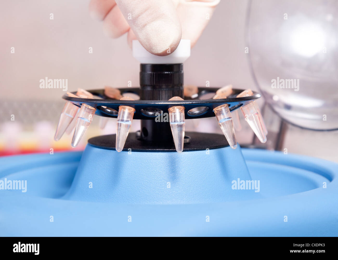 Centrifuge rotor hi-res stock photography and images - Alamy