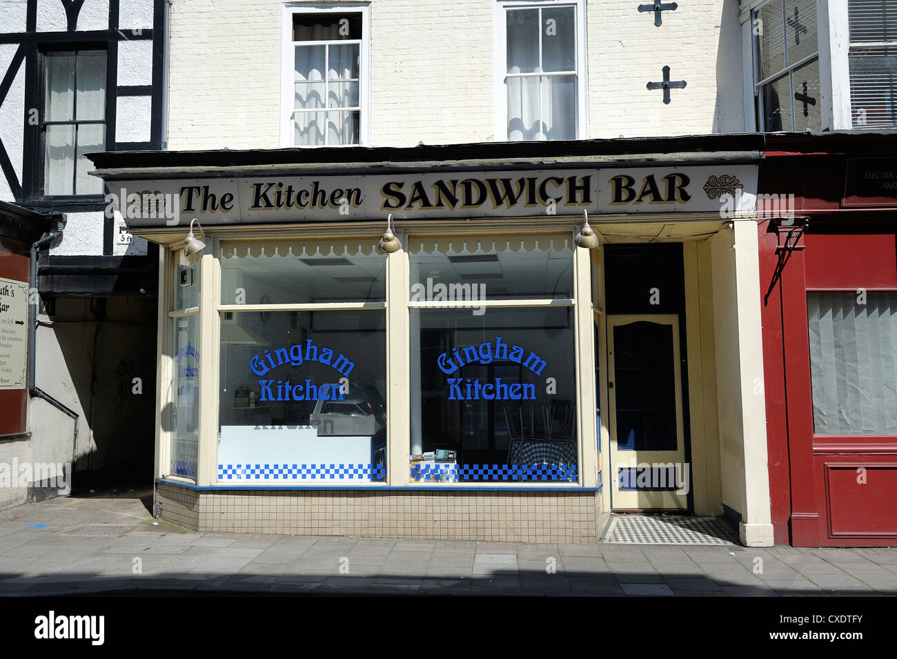 Sandwich bar hi-res stock photography and images - Alamy