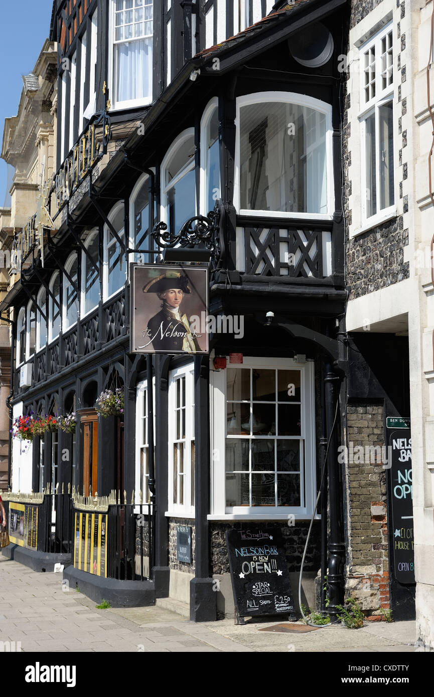The nelson bar great yarmouth norfolk england uk Stock Photo - Alamy