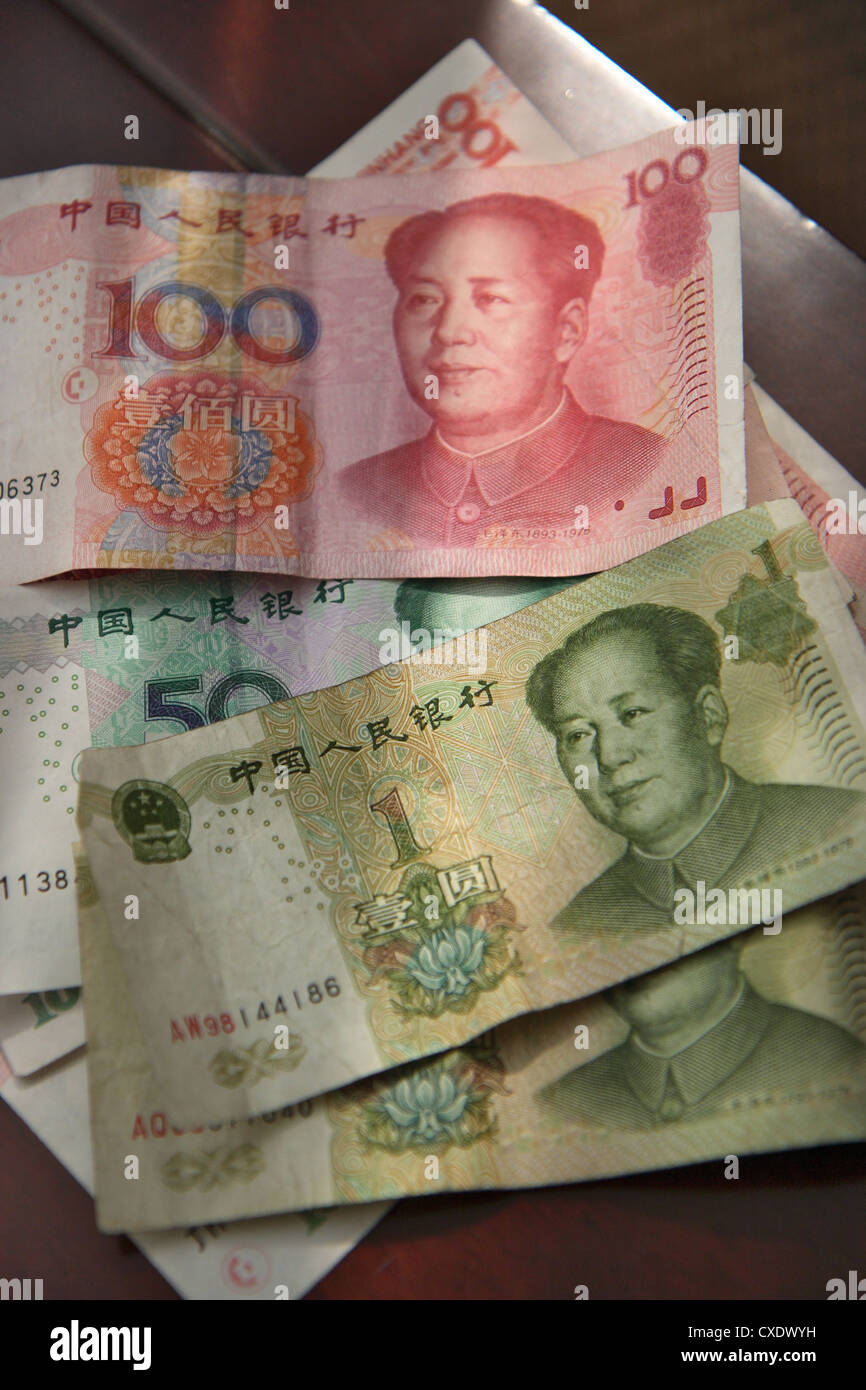 Beijing, Chinese banknotes Stock Photo - Alamy
