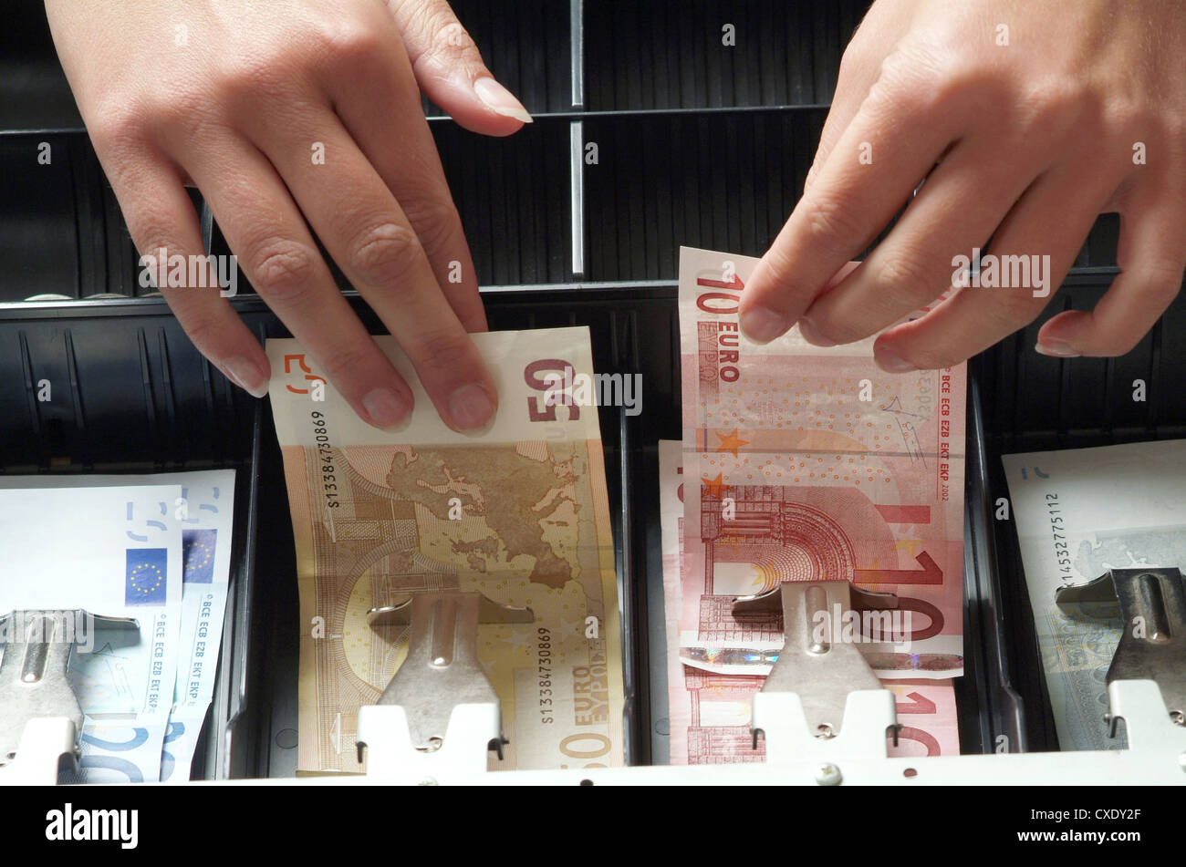 Checkout zone hi-res stock photography and images - Alamy