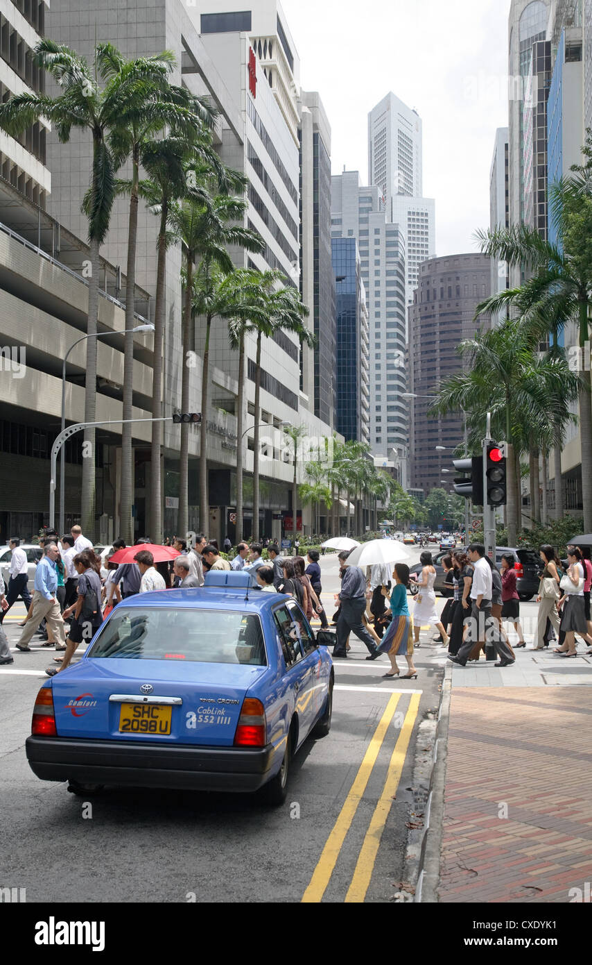 Singapore city downtown taxi hi-res stock photography and images - Alamy