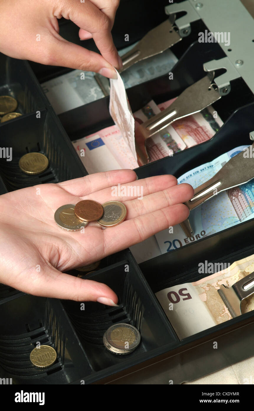 O checkout hi-res stock photography and images - Alamy