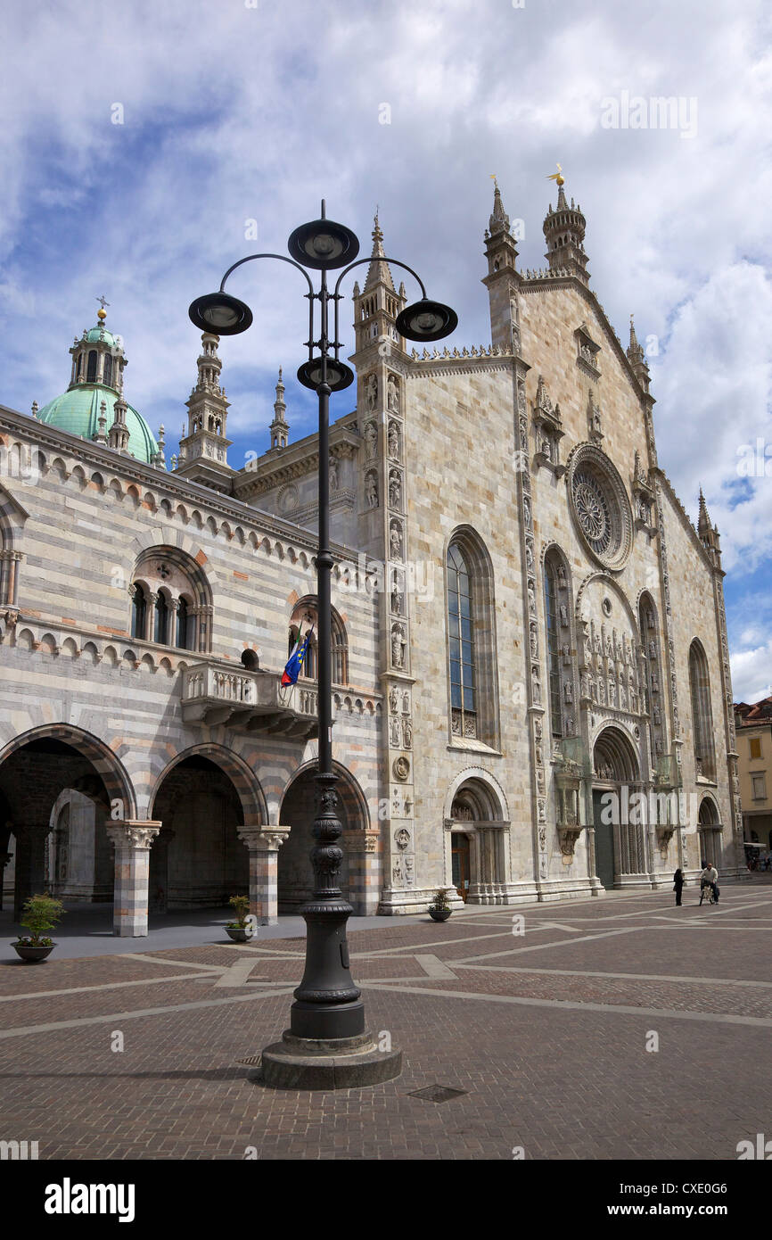 Como cathedral historical place hi-res stock photography and images - Alamy