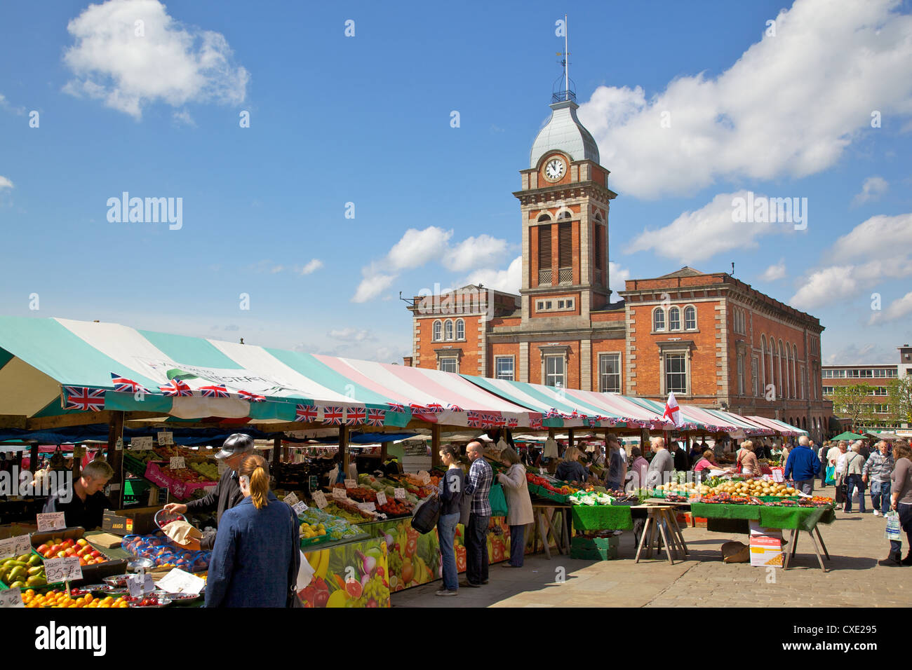 Market Hall and market stalls, Chesterfield, Derbyshire, England ...