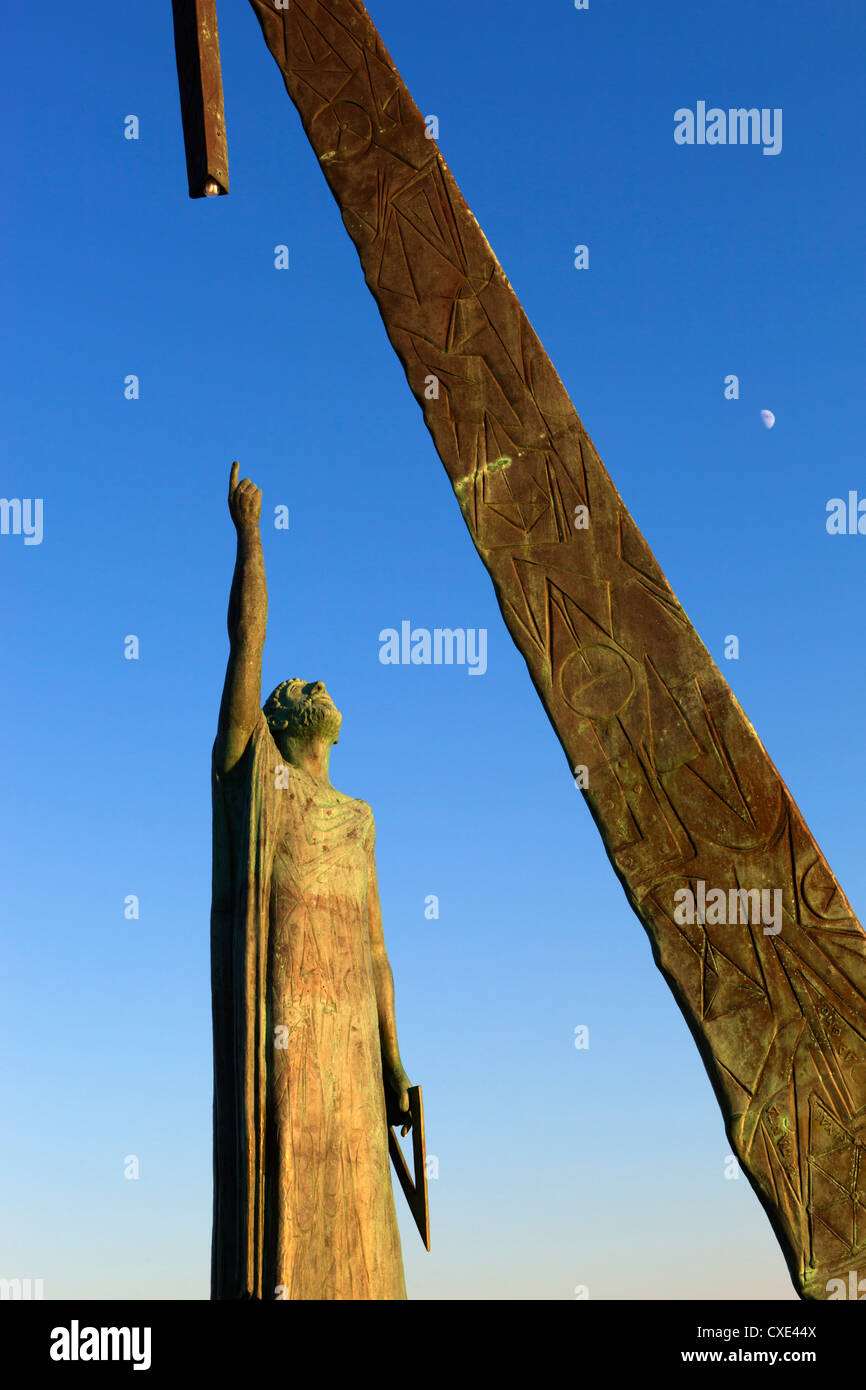 Statue of Pythagoras (Greek philosopher and mathematician), Pythagorion ...