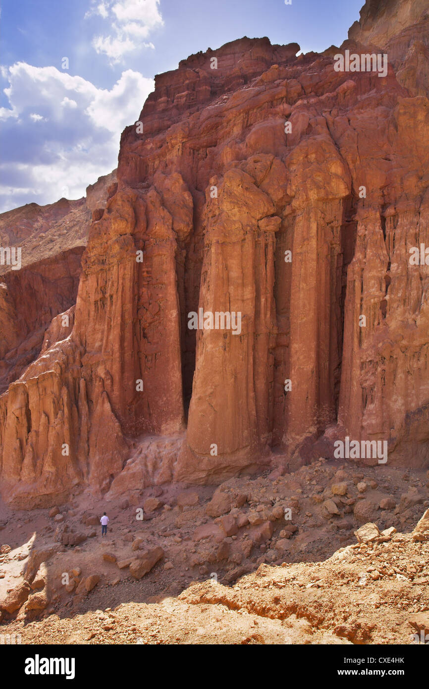 Red sandstone columns hi-res stock photography and images - Alamy