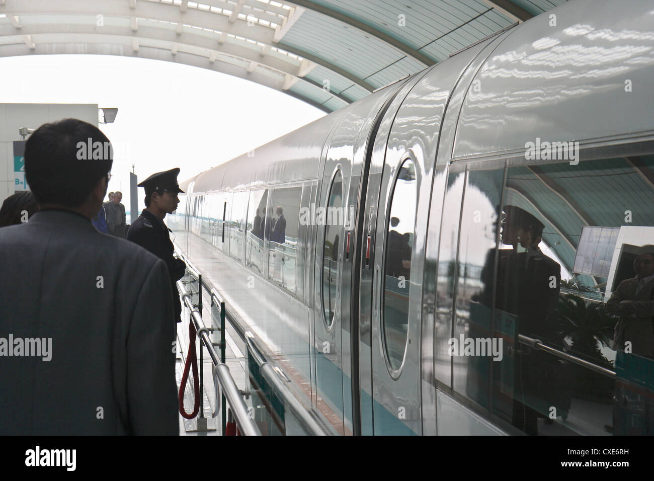 Shanghai Transrapid maglev train in the station Stock Photo - Alamy