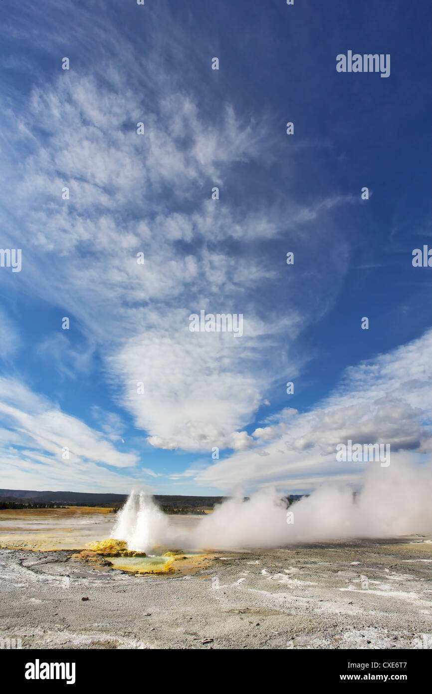 Heat geysers hi-res stock photography and images - Alamy