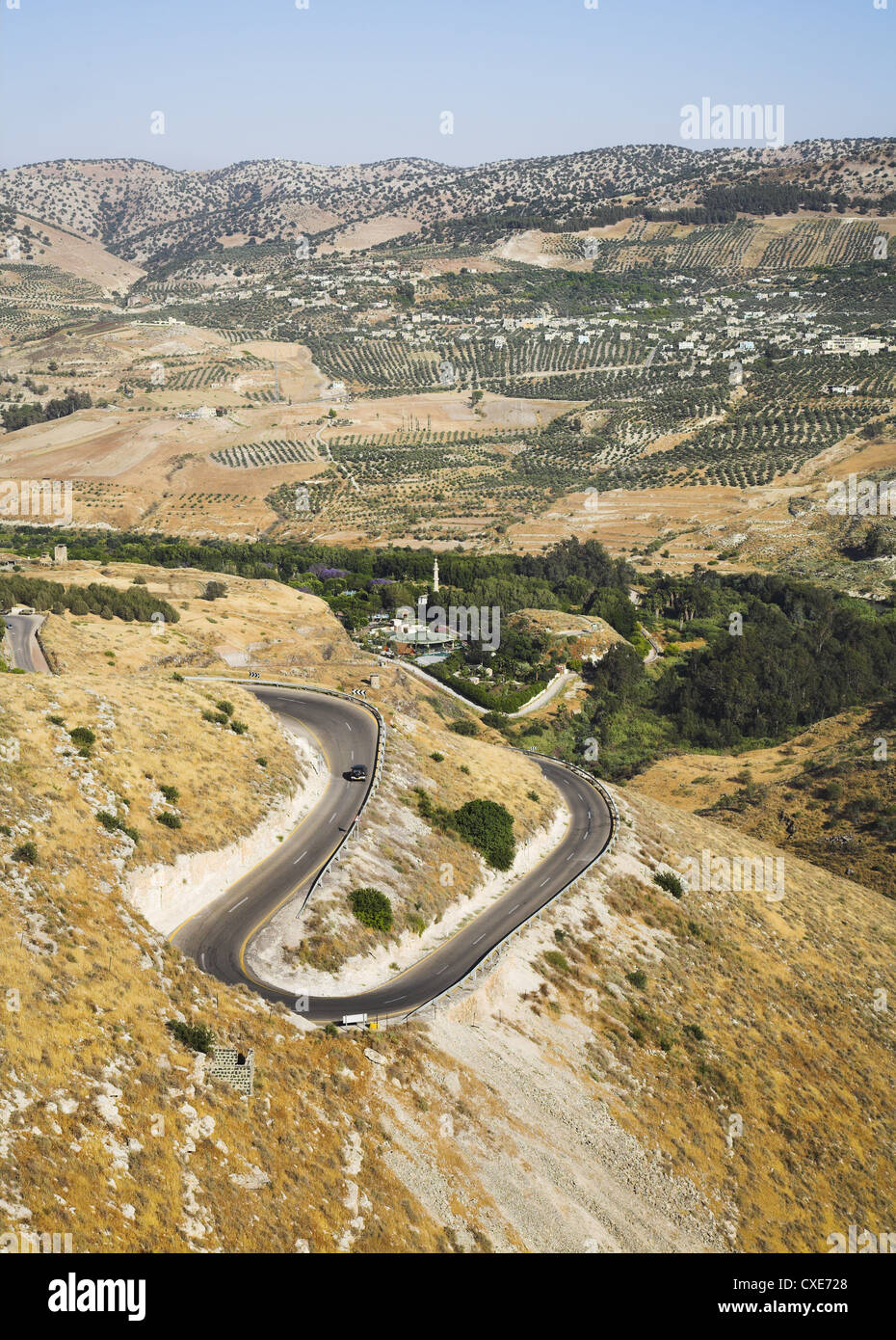 Serpentine streamer hi-res stock photography and images - Alamy