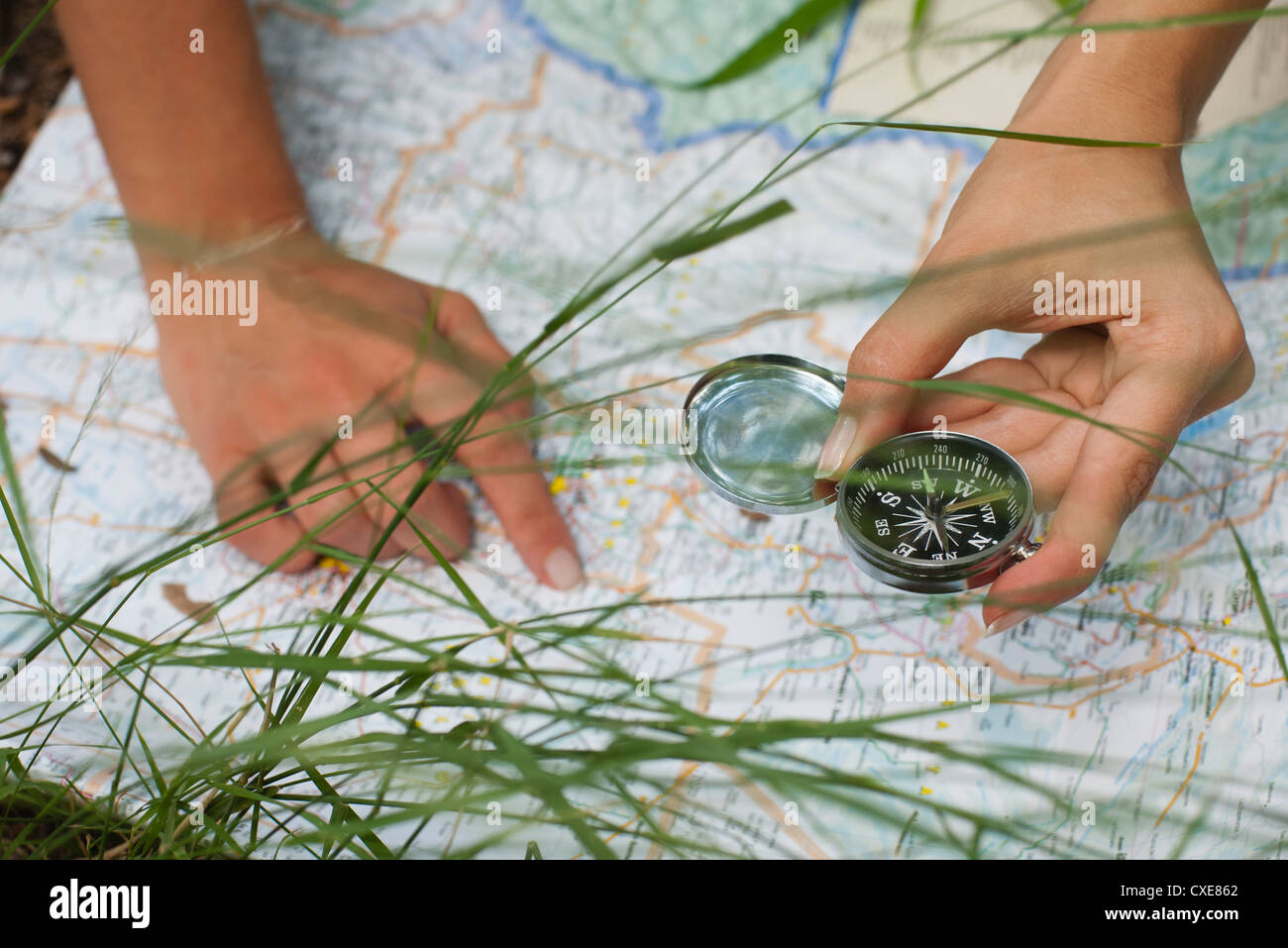 Compass compasses map maps hi-res stock photography and images - Alamy