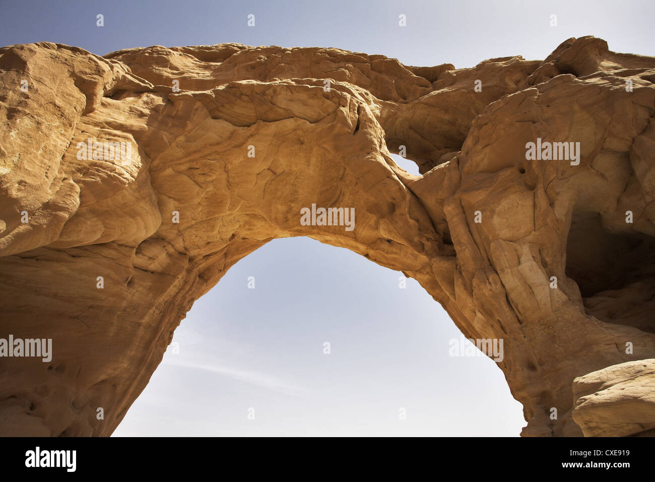 Red stone arch hi-res stock photography and images - Alamy