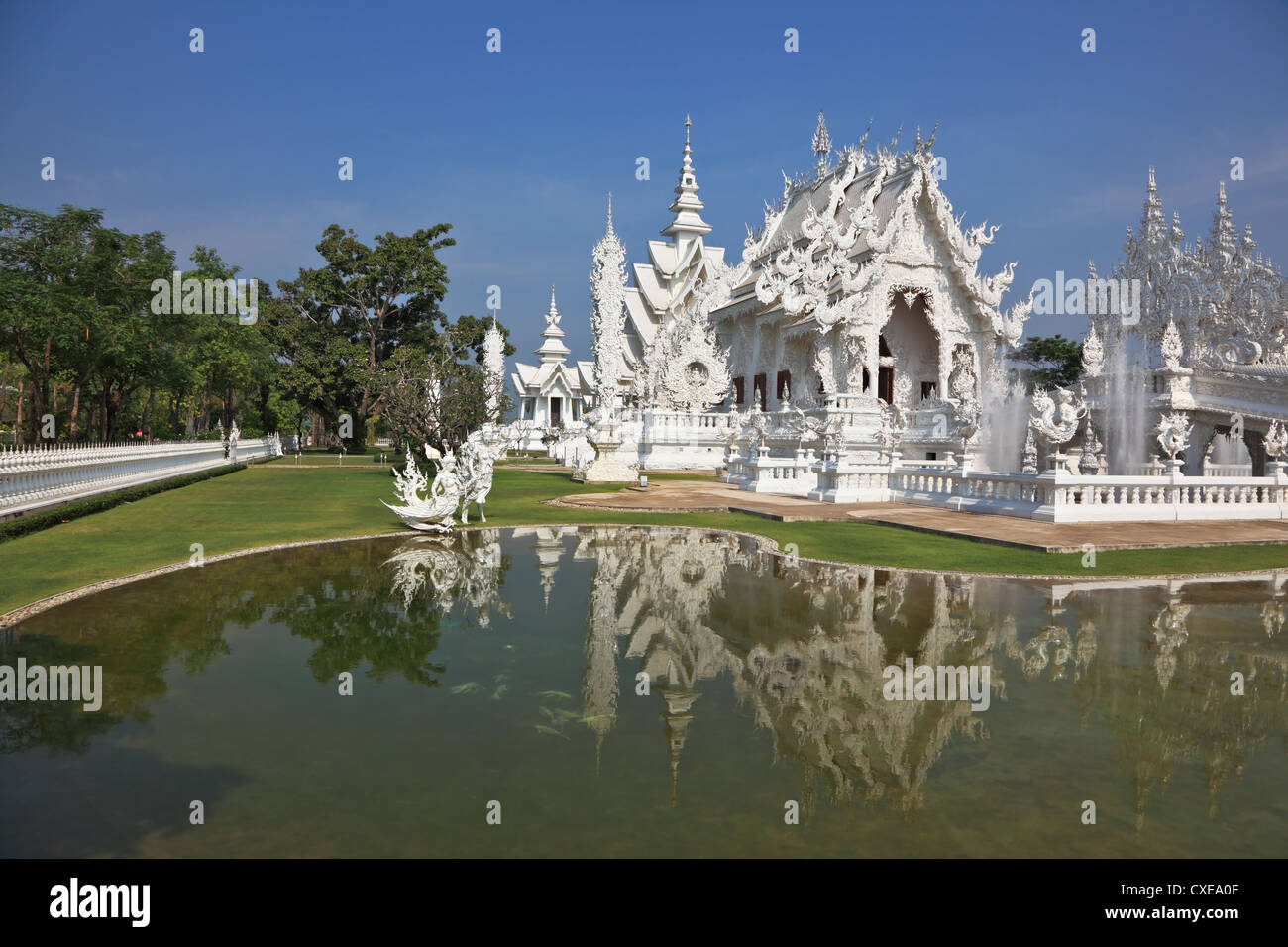 White palace Stock Photo - Alamy