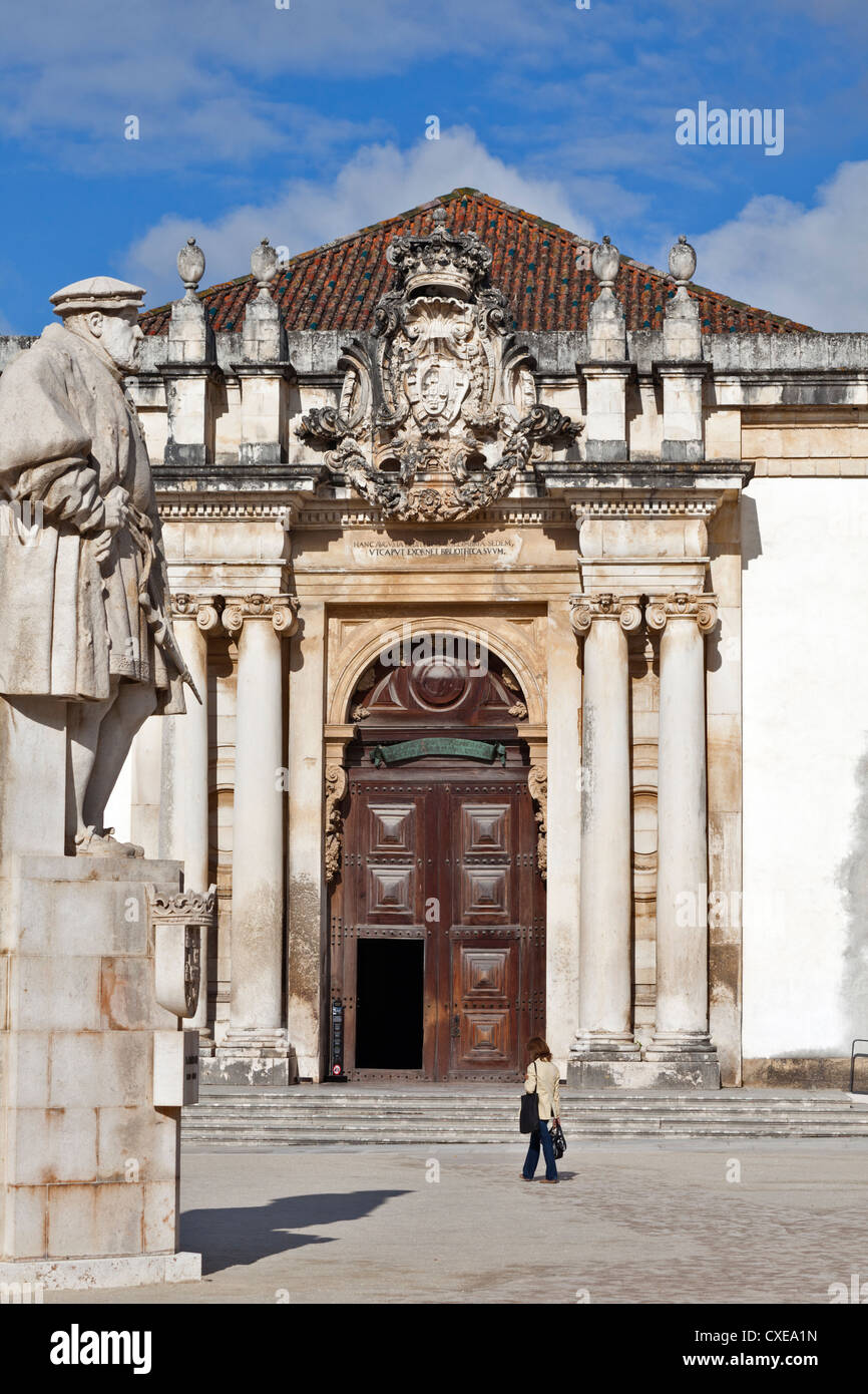 The Biblioteca Joanina (Joanha) Library with the statue of King Joao ...