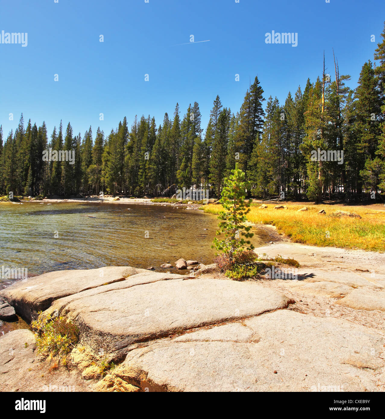 Lake tioga on pass hi-res stock photography and images - Alamy
