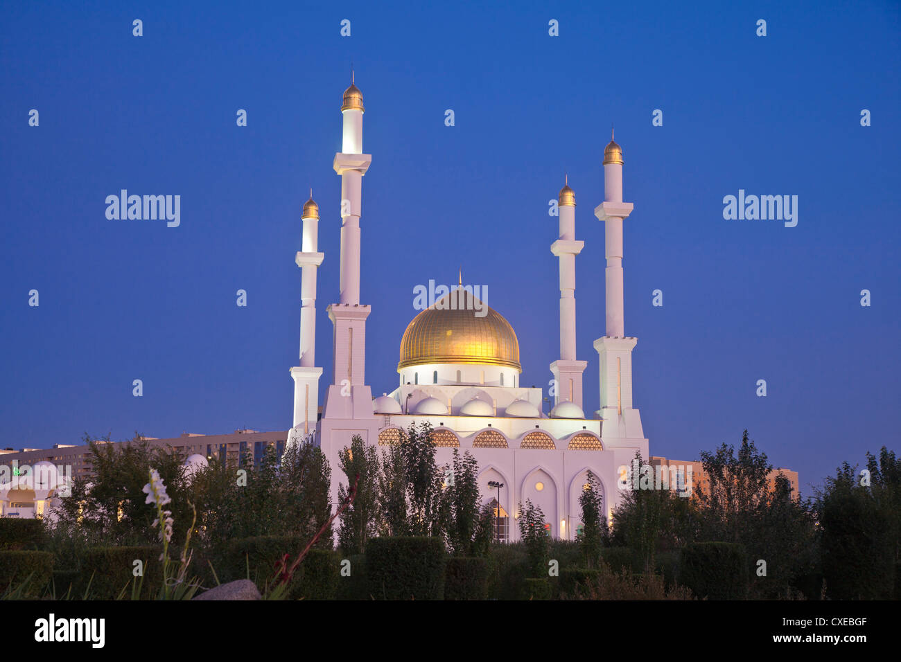 Central mosque kazakhstan hi-res stock photography and images - Alamy