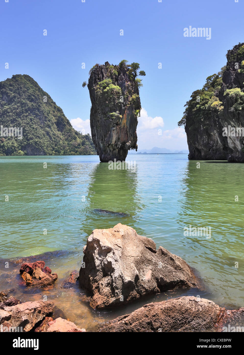 Lovely island hi-res stock photography and images - Alamy