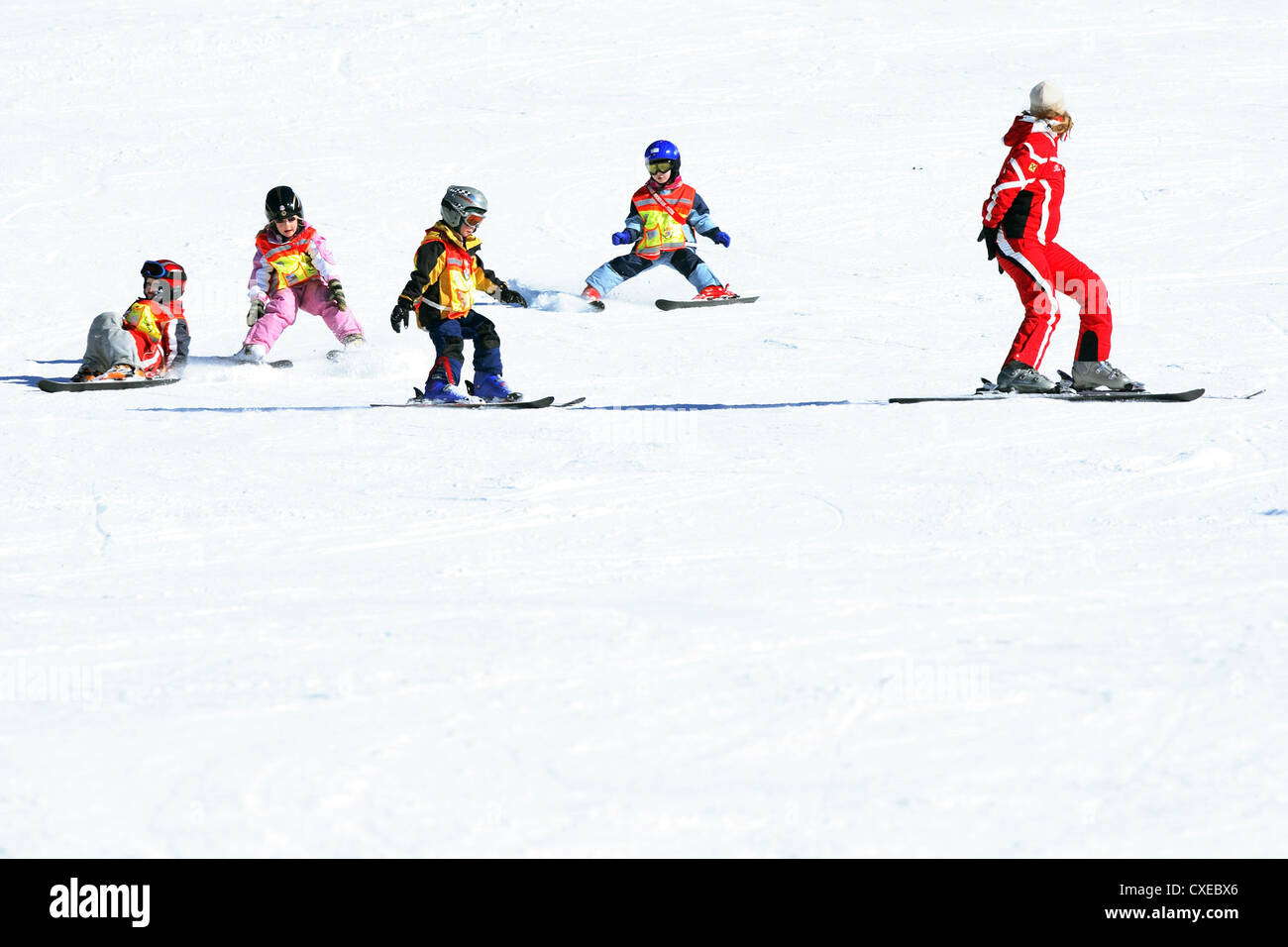 Ski children hi-res stock photography and images - Alamy