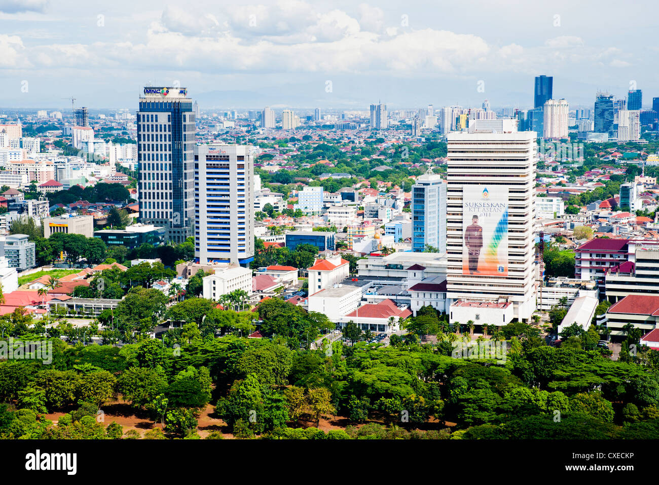 Indonesia city hi-res stock photography and images - Alamy