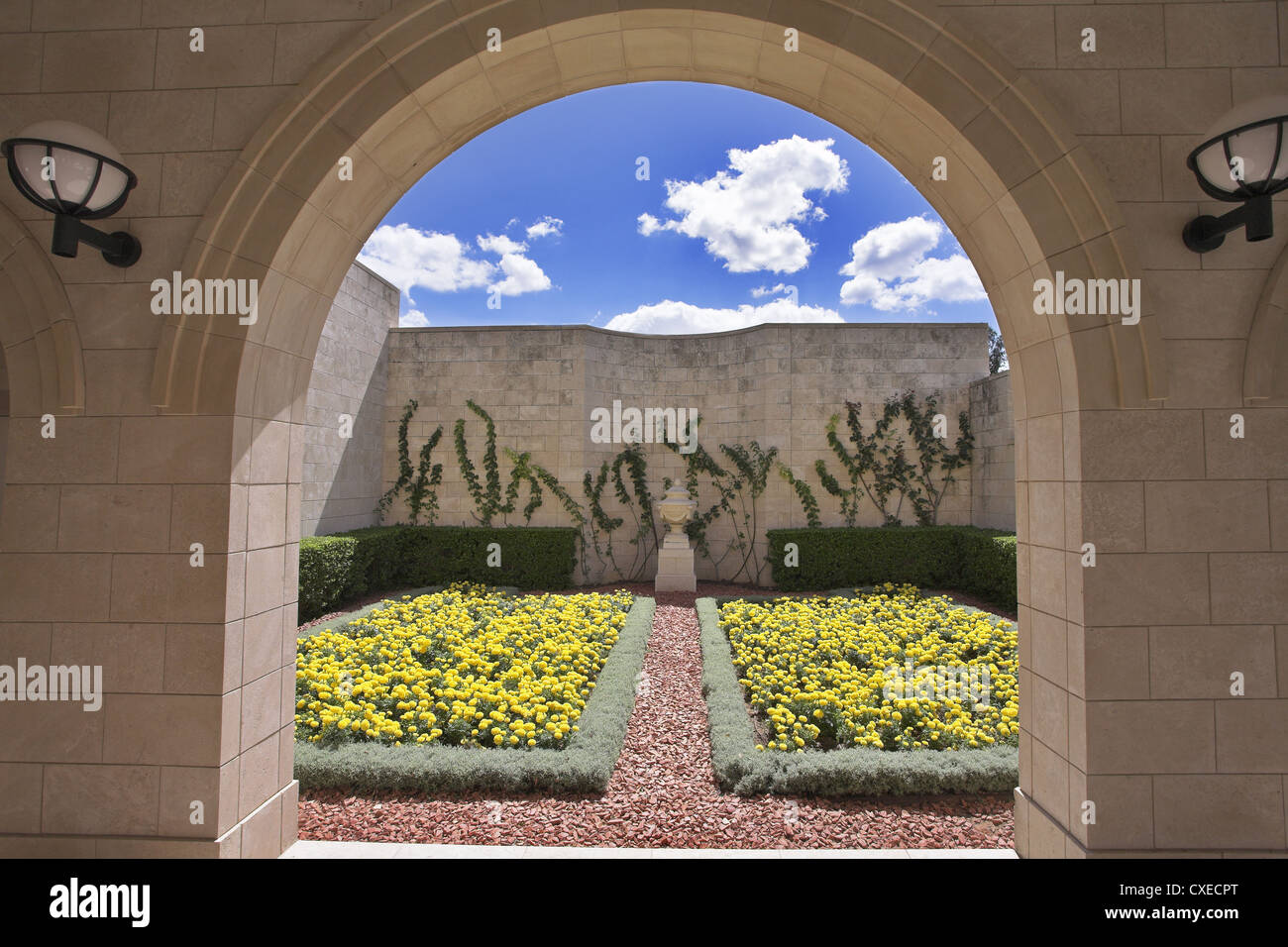 Marble pavilion hi-res stock photography and images - Alamy