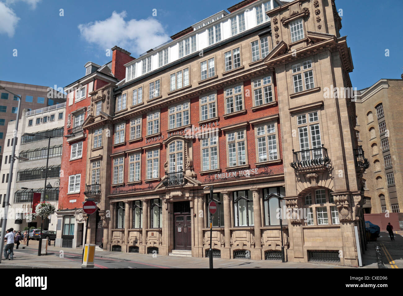 House Emblem High Resolution Stock Photography and Images - Alamy