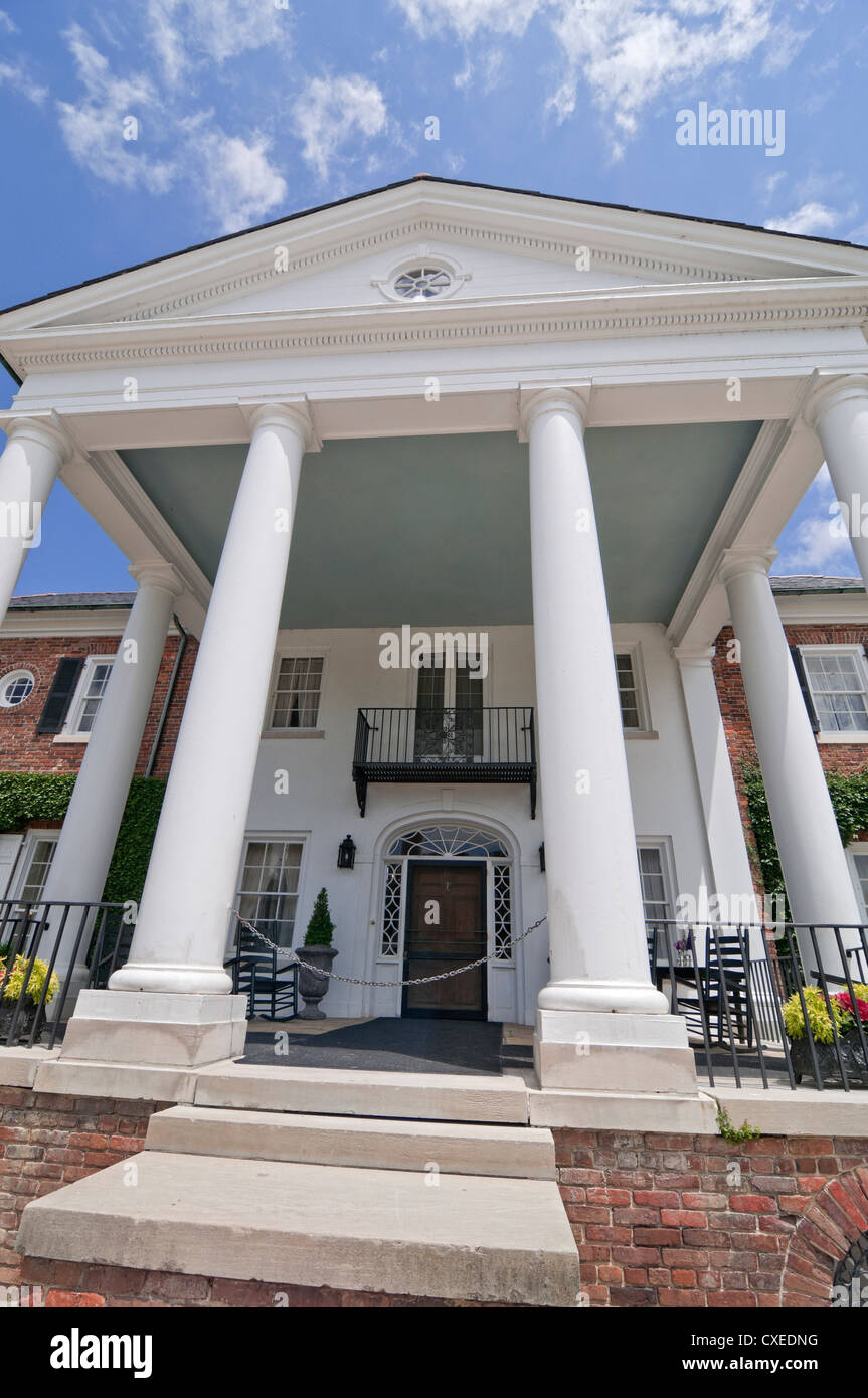 Boone Hall Plantation Charleston High Resolution Stock Photography and ...