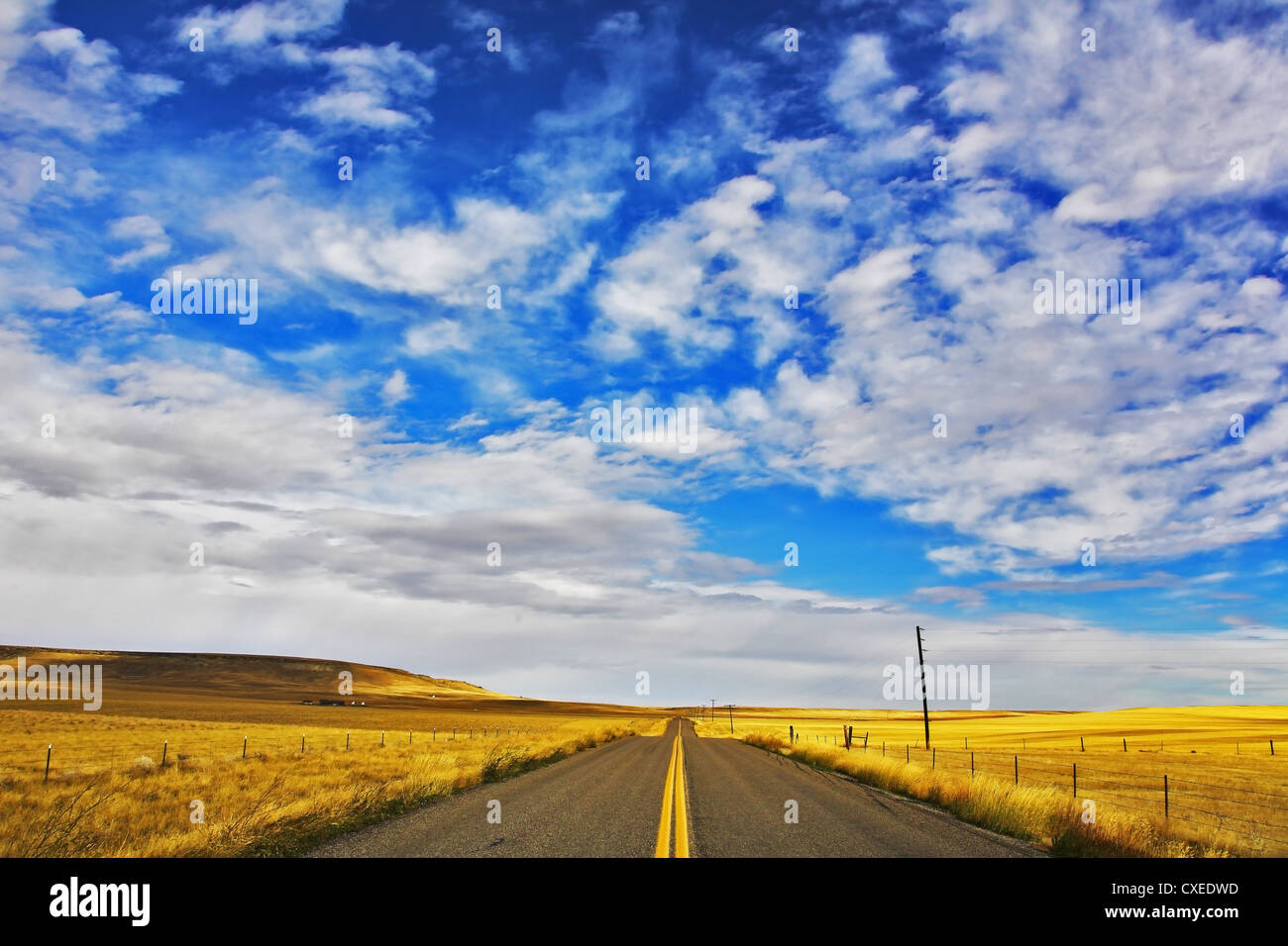 The American prairie in September Stock Photo - Alamy